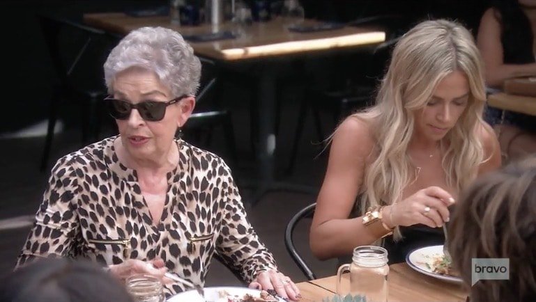 Lisa Rinna's Mom Lois Rinna Dies After Suffering From A Stroke