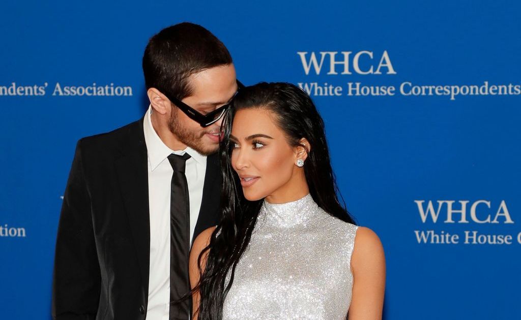 Pete Davidson Got Tattoo Dedicated To First Kiss With Kim Kardashian ...