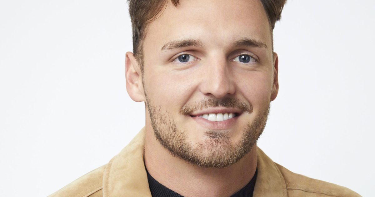 The Bachelorette Contestant Logan Palmer Addresses Sudden Exit From The ...