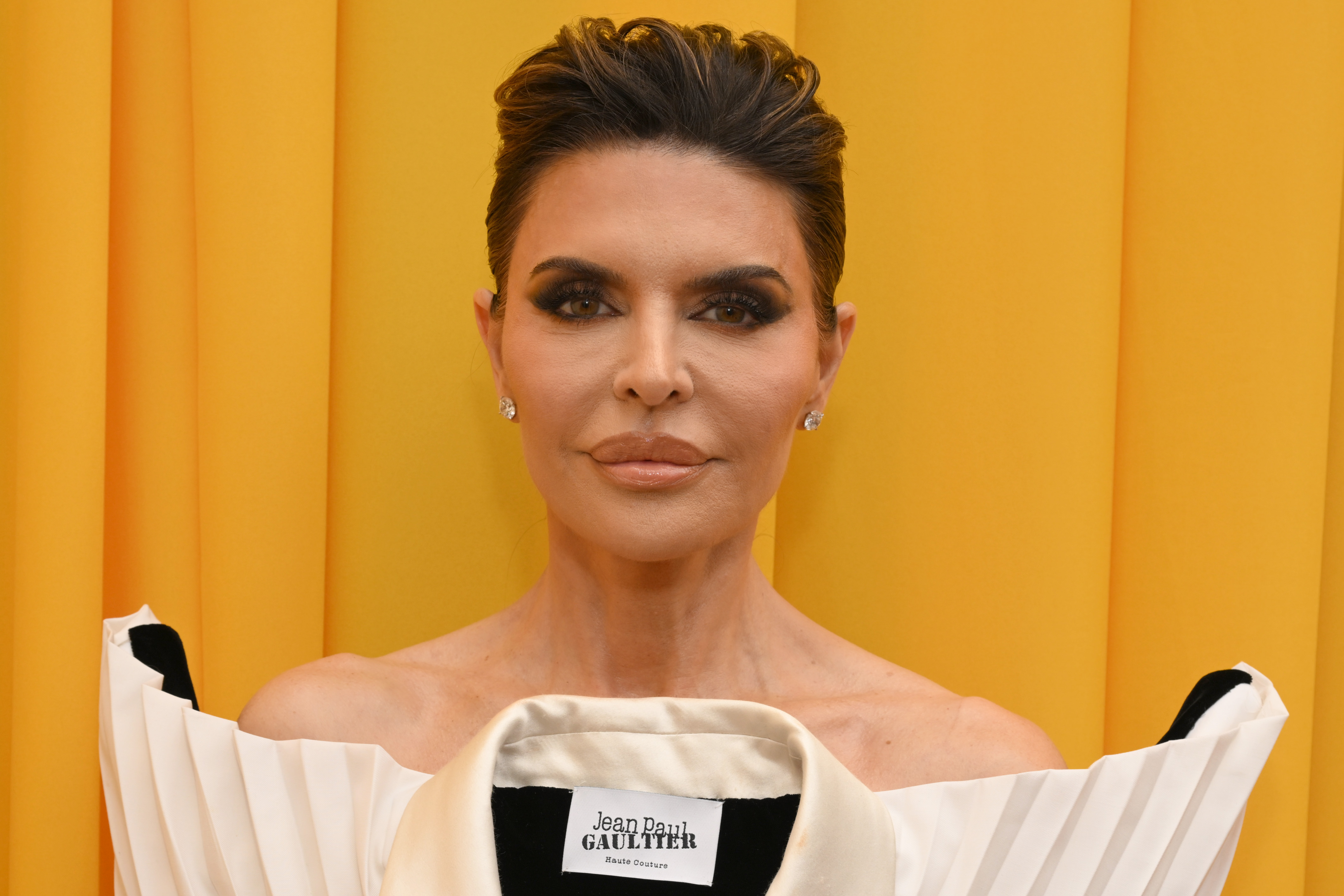 Lisa Rinna Reveals the Real Reason She Left RHOBH; Says Her Mom Came To ...