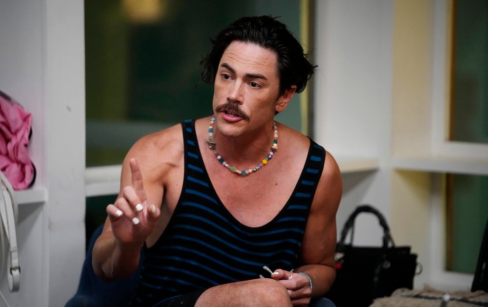 Tom Sandoval Lashes Out at Ariana Madix in Vanderpump Rules Finale ...