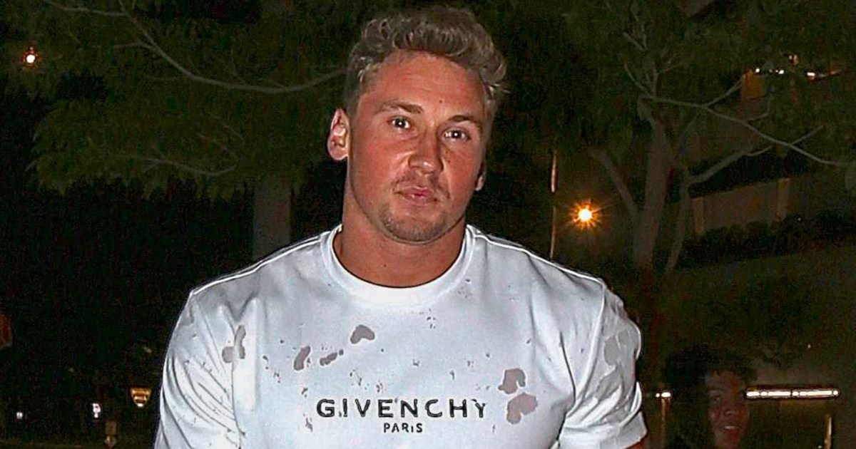 FBOY Island Star Claims He Had Threesome With RHOBH Stars