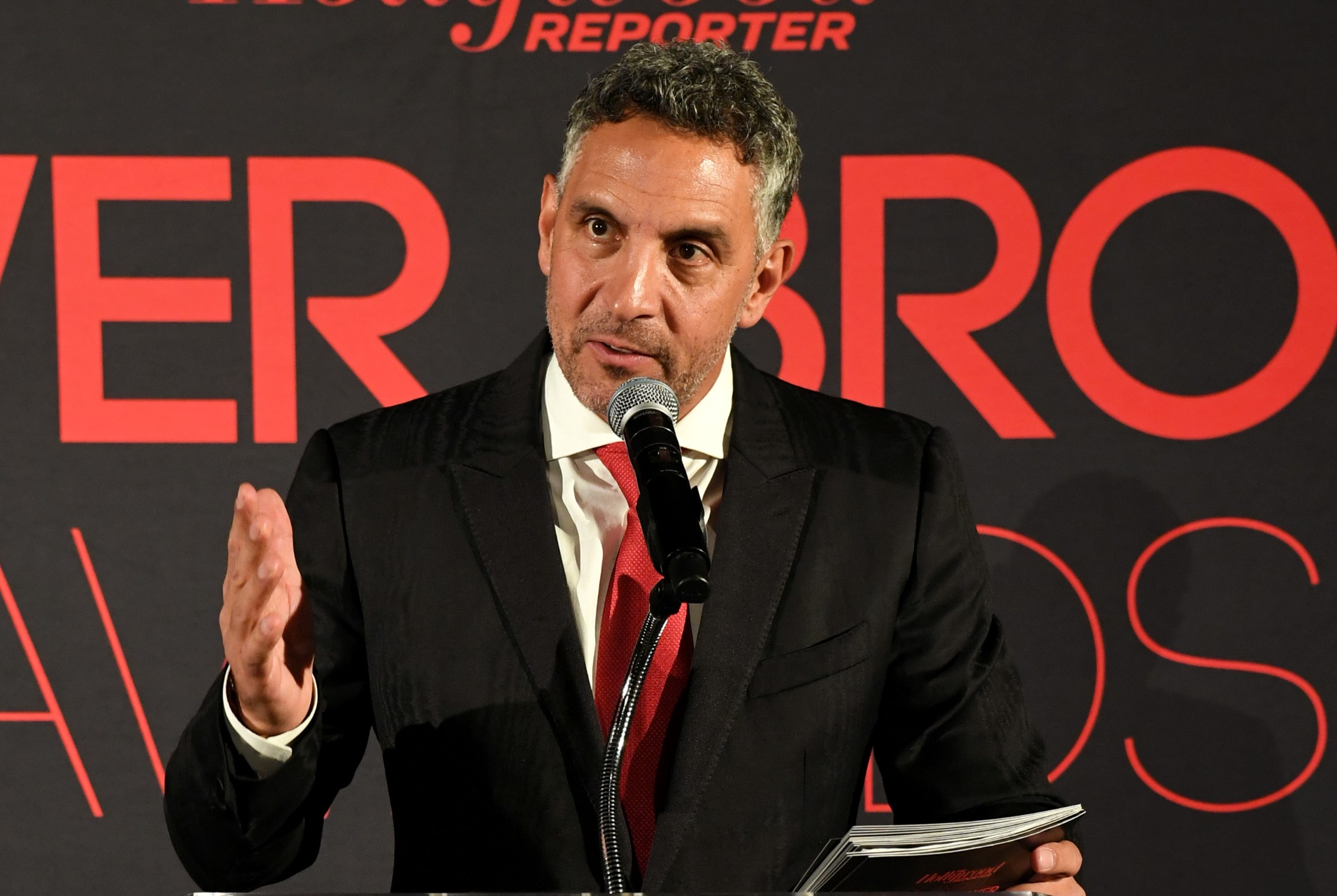 Mauricio Umansky Wants Marriage Gossips to ‘Take a Hike'