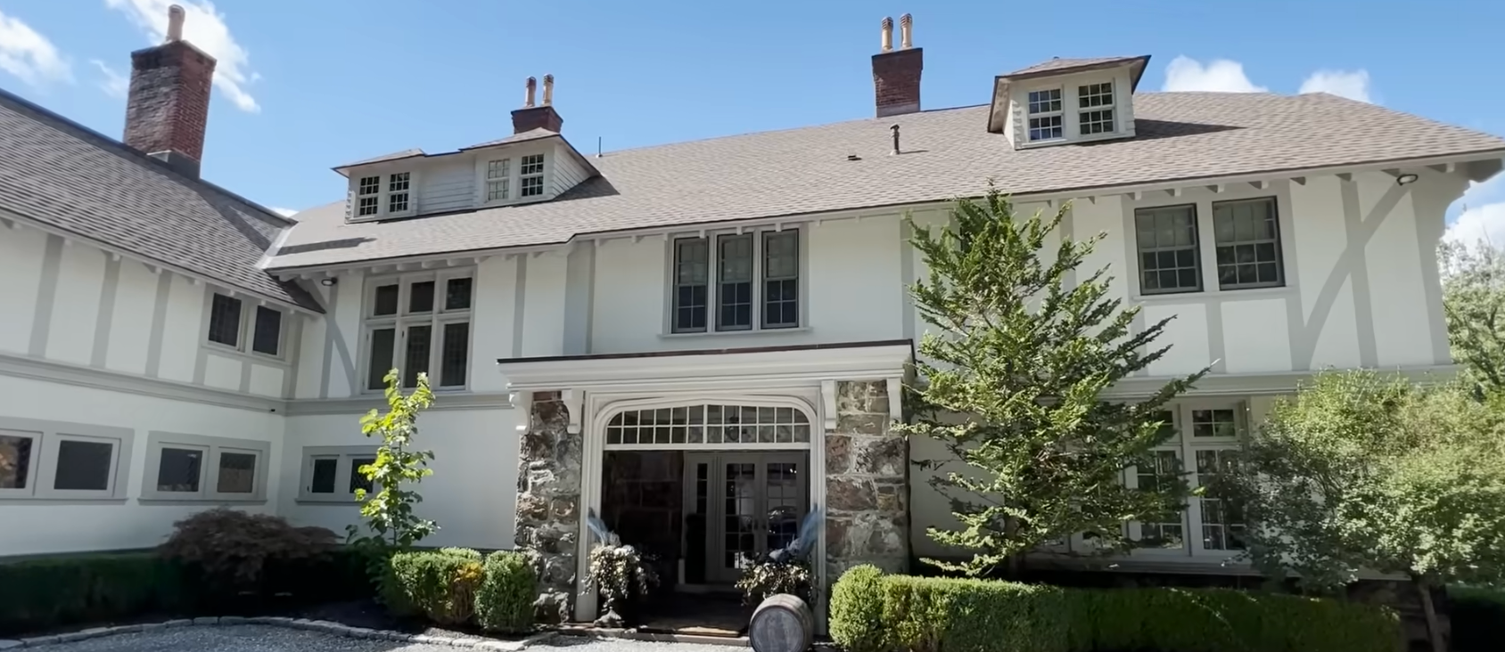 The Best Best Blue Stone Manor Moments From Real Housewives