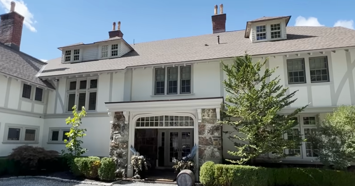 The Best Best Blue Stone Manor Moments From Real Housewives