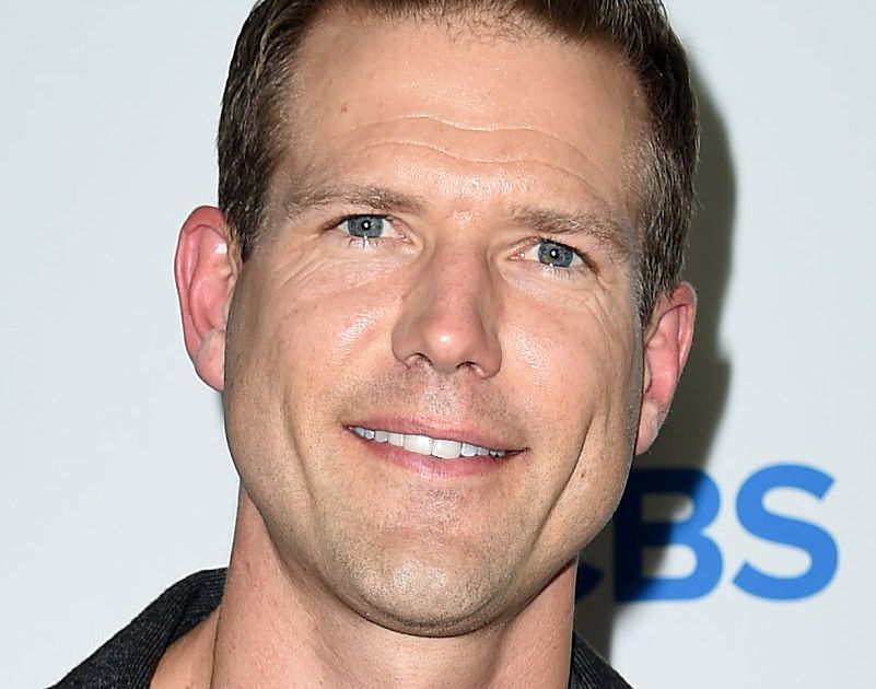 Travis Lane Stork - Reality Tea