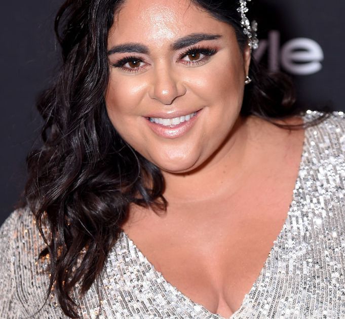 Roxy Earle - Reality Tea