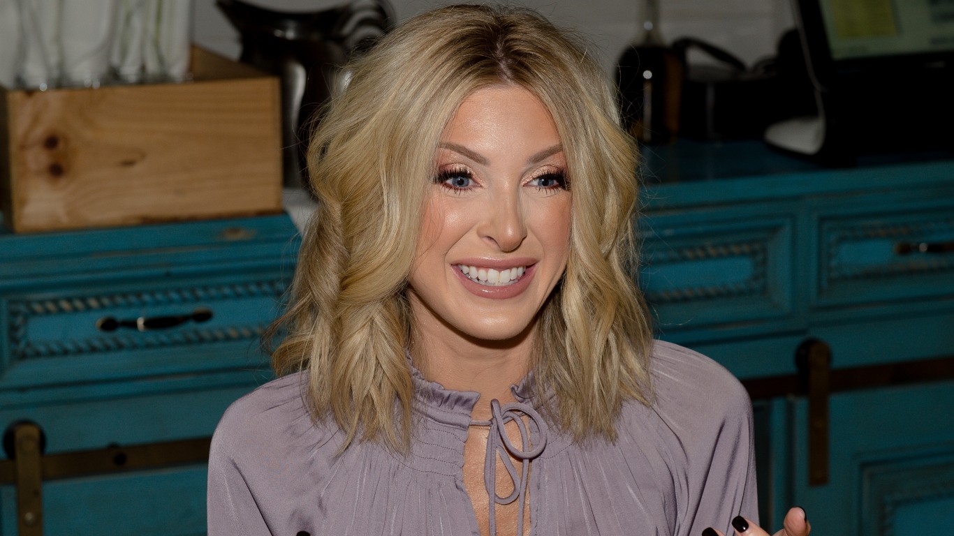 Lindsie Chrisley Accused of Assaulting Ex-Boyfriend and Girlfriend ...