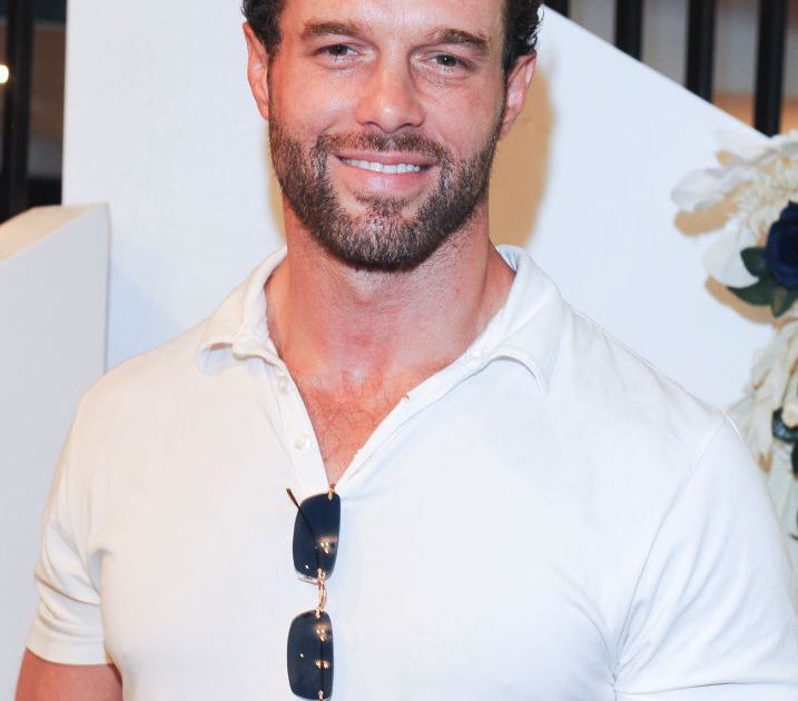 Eric Funderwhite - Reality Tea