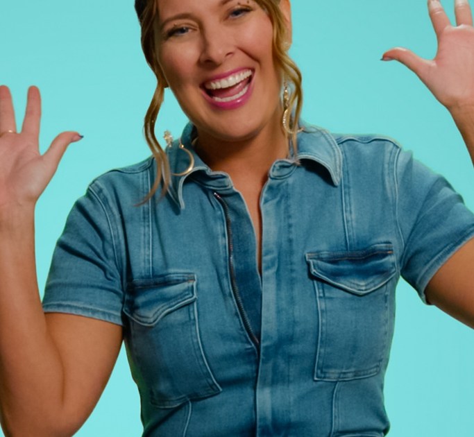 Steffi Hill - Reality Tea