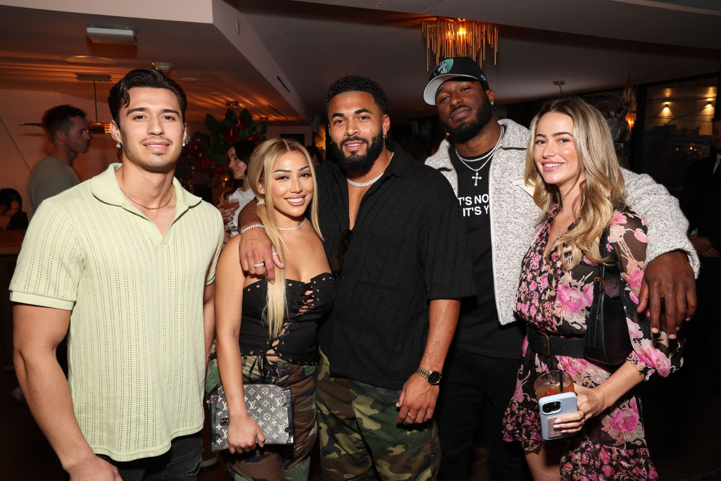 Johnny Middlebrooks - Reality Tea