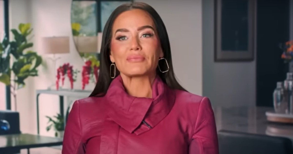 Meredith Marks Net Worth 2024: How Much Money Does RHOSLC Star Make ...