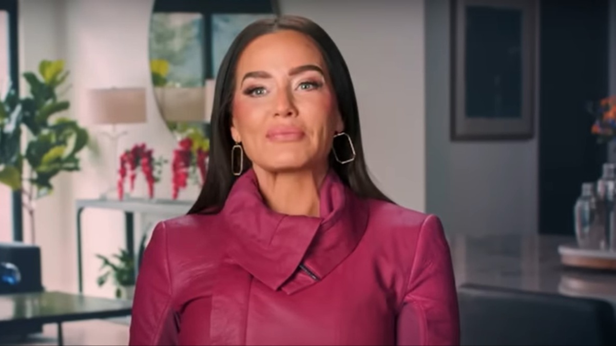Meredith Marks Net Worth 2024: How Much Money Does RHOSLC Star Make ...