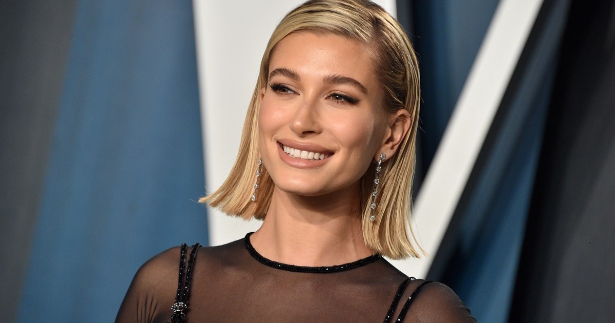 Hailey Bieber's iHeart Photos Prove Simple Does It - Reality Tea