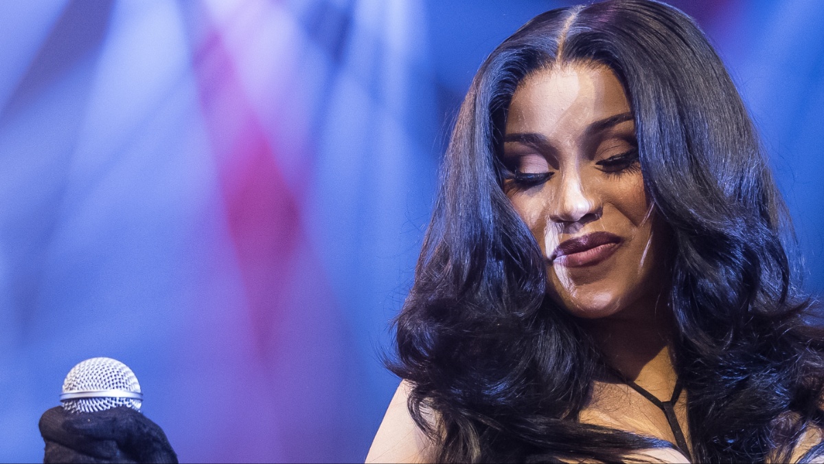 Cardi B Rings in 2025 in a Plunging Lingerie-Inspired Gown - Reality Tea