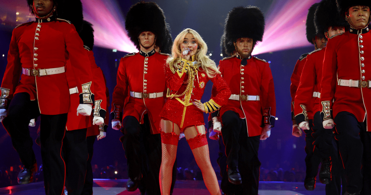 Sabrina Carpenter Lives Her 'British Dream' in London Photos - Reality Tea