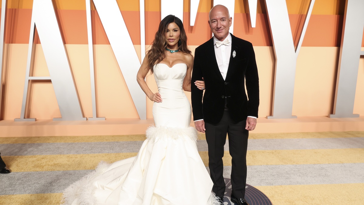 Jeff Bezos & Lauren Sanchez's Wedding Guest List: Kim Kardashian ...