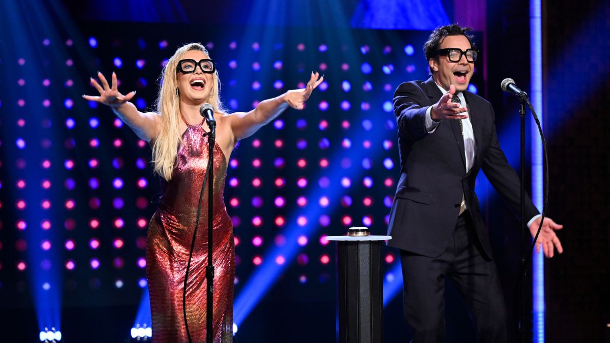 Millie Bobby Brown & Jimmy Fallon's Dance Video Is Iconic - Reality Tea