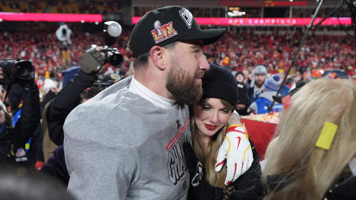 Travis Kelce Reacts to Taylor Swift’s Masters Buy Back: ‘It’s Finally ...