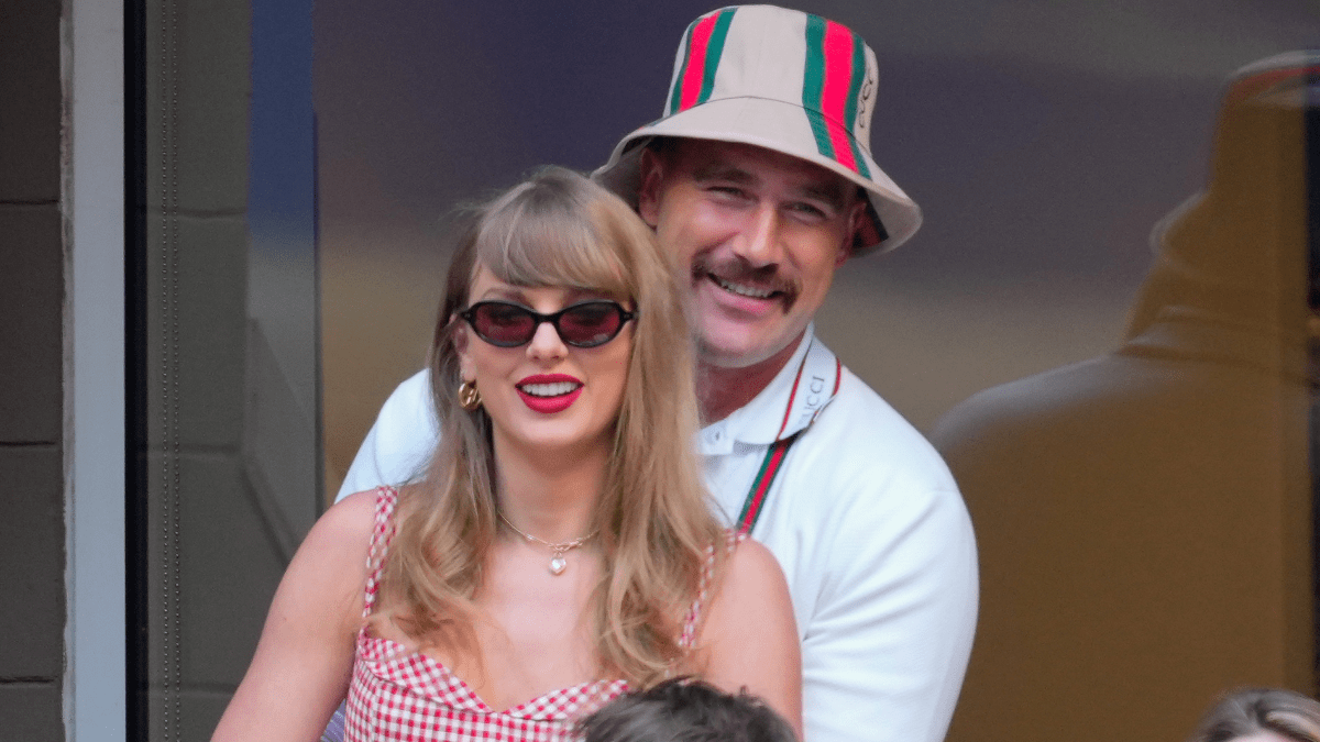 Travis Kelce Sharing Rare Photos With Taylor Swift Online Was ...
