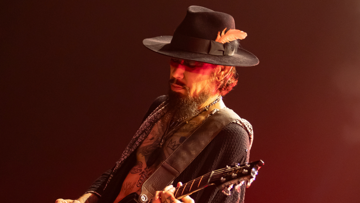 Dave Navarro Net Worth 2025: How Much Money Does He Make? - Reality Tea