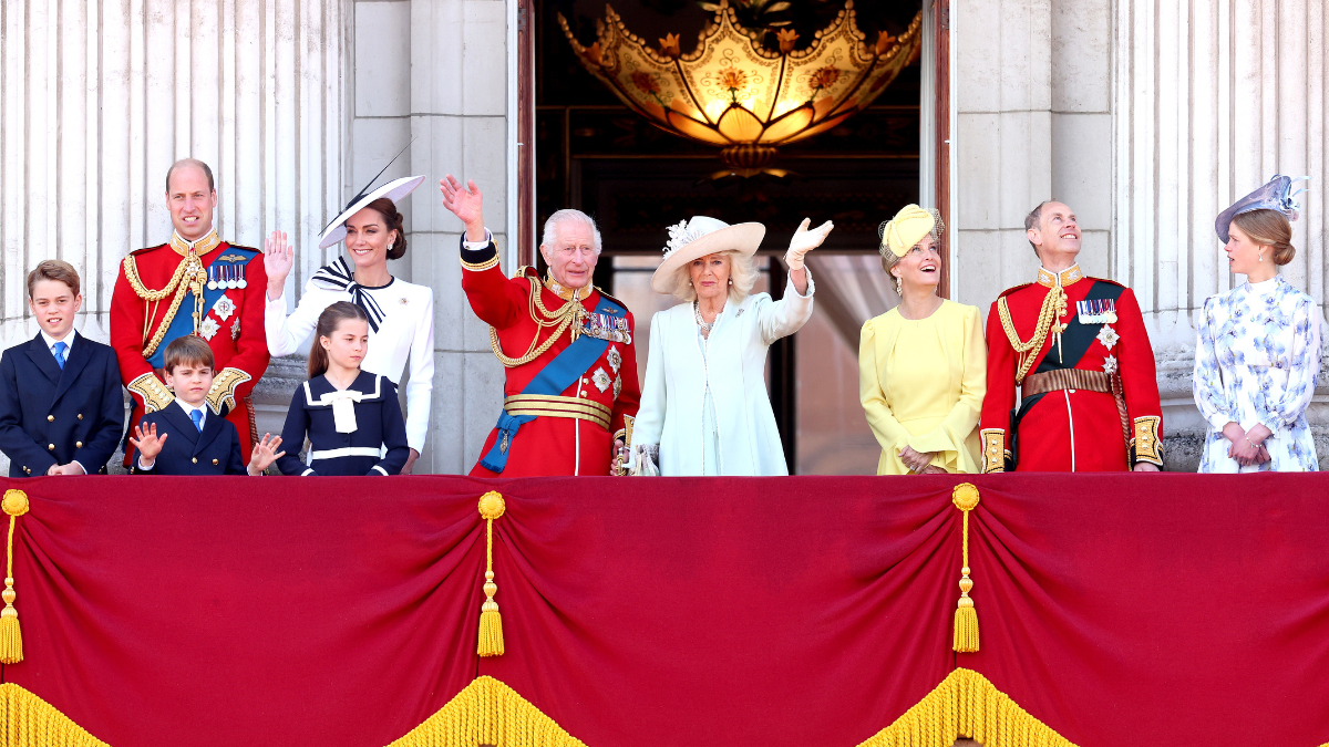 Royal Family Insider Reveals What It’s Like Working for Them: 'They ...