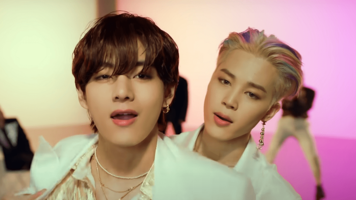 BTS Members V & Jimin Go Shirtless in Beach Video - Reality Tea