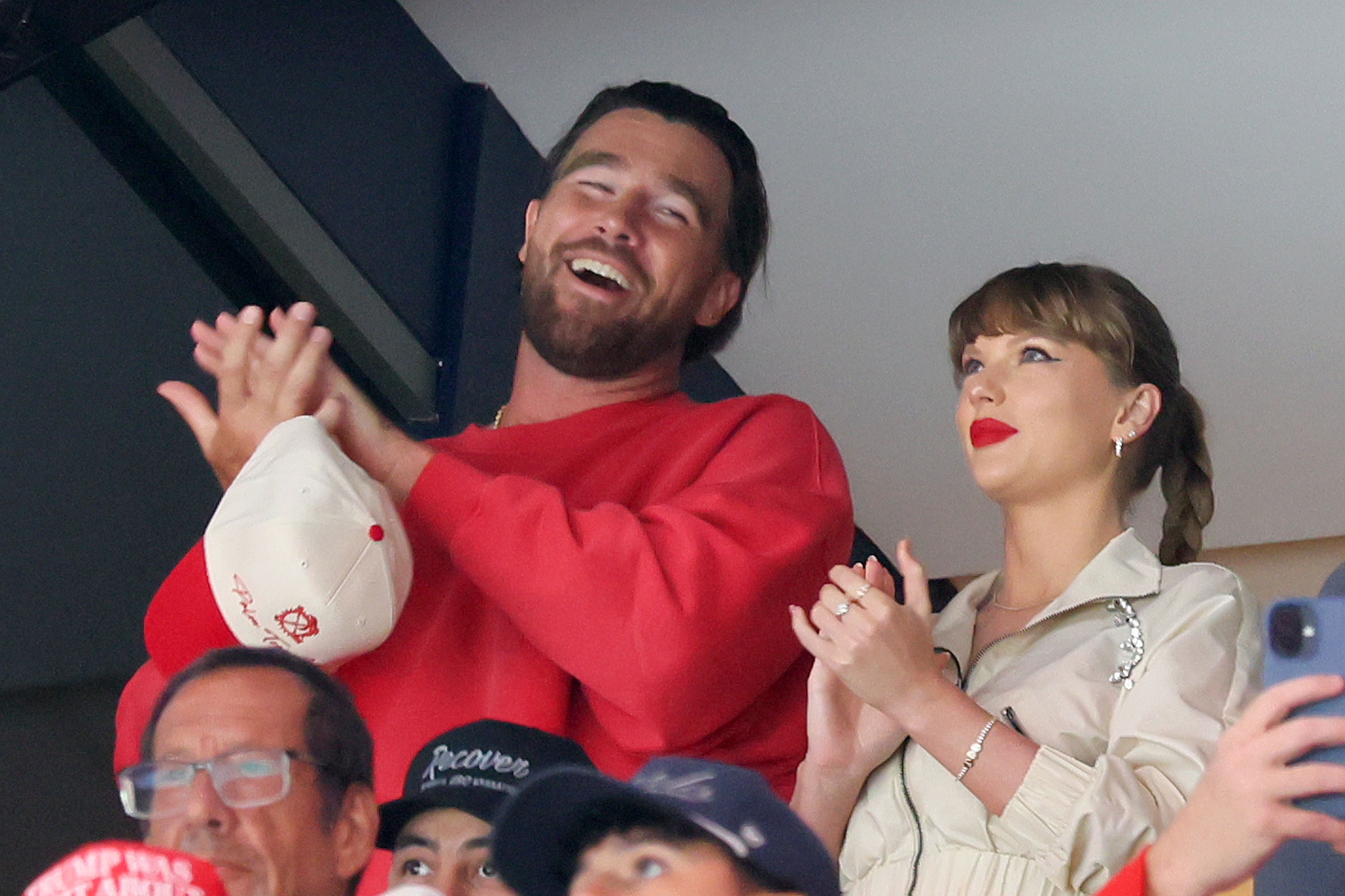 What Taylor Swift’s ‘Old Mine Cut’ Diamond Engagement Ring Means ...