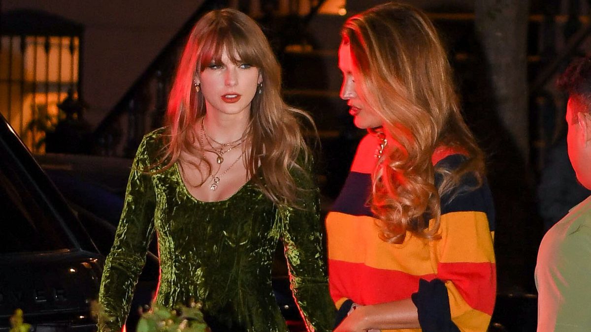 Taylor Swift's Album Release Has Blake Lively Nervous, Says Source ...