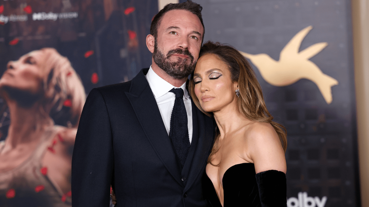 Jennifer Lopez Took a Major Step After Ben Affleck's 'Rude' Phone ...