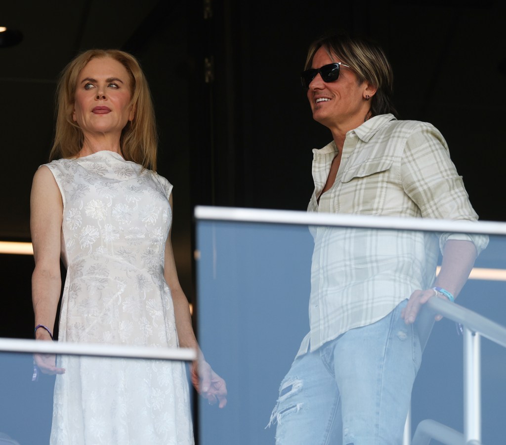 Keith Urban ‘With Another Woman’ After Nicole Kidman Split, Say Sources ...