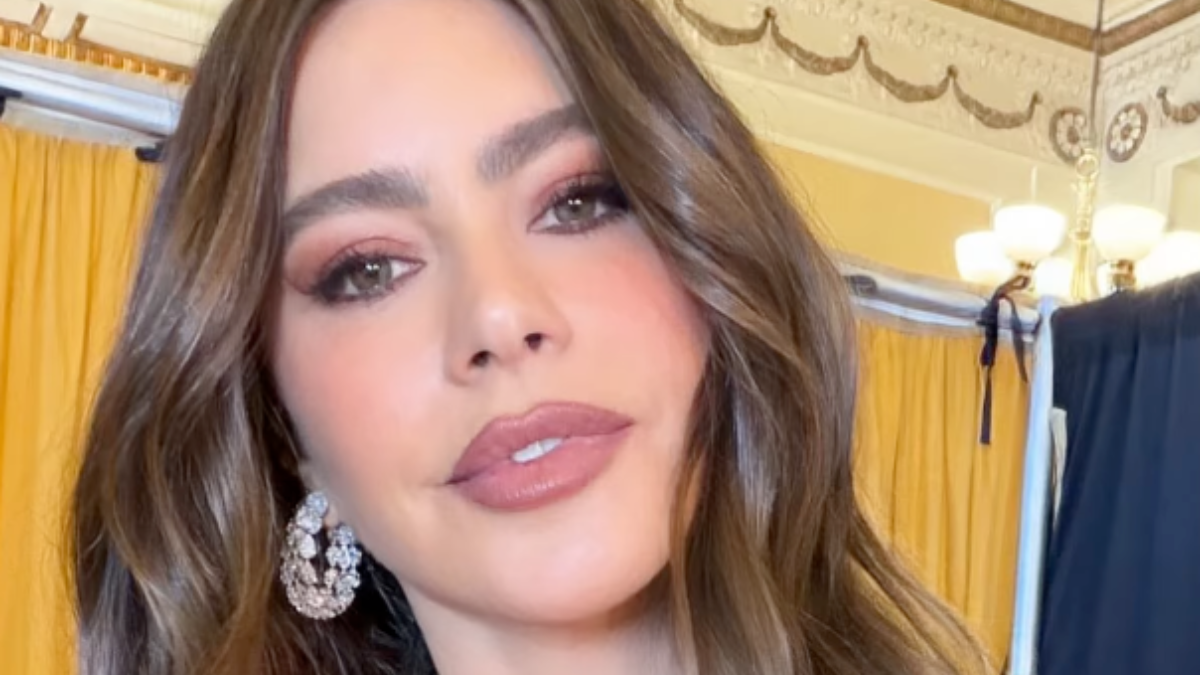 Sofia Vergara Dancing in Her Luxe Fit Has Fans Saying 'Total Package' - Reality Tea