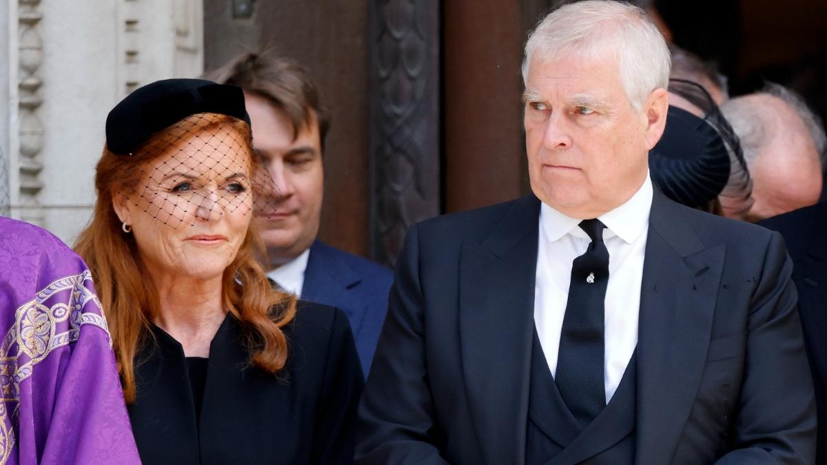 Sarah Ferguson Is Plotting Her 'Royal Exit Strategy,' Says Source ...