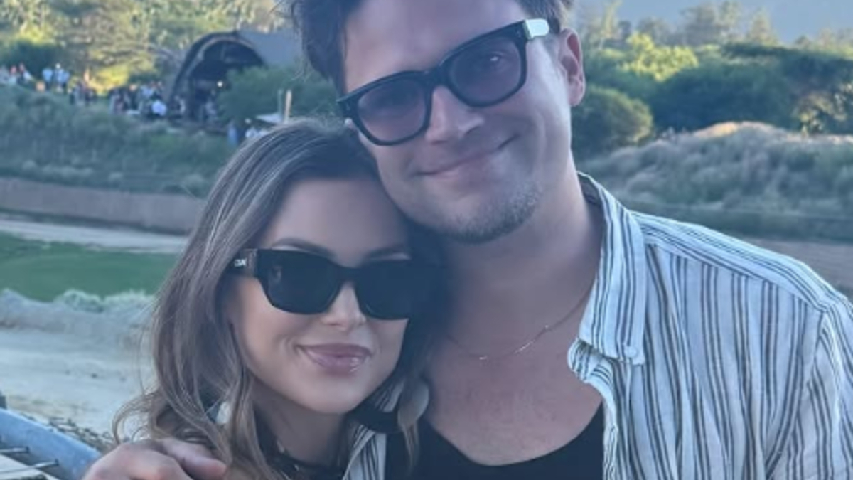 Lala Kent Posts ‘Soft Launch’ With Tom Schwartz (But There’s a Catch ...