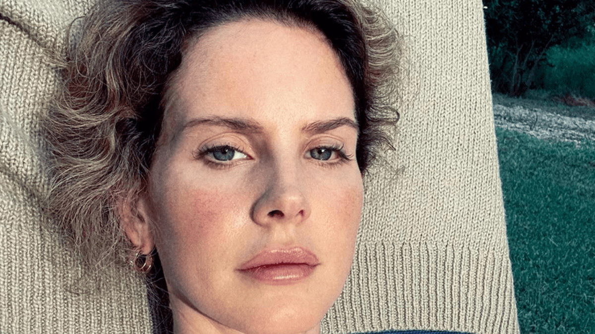 Lana Del Rey Shares Never-Before-Seen Pics from Secret Bayou Wedding to ...