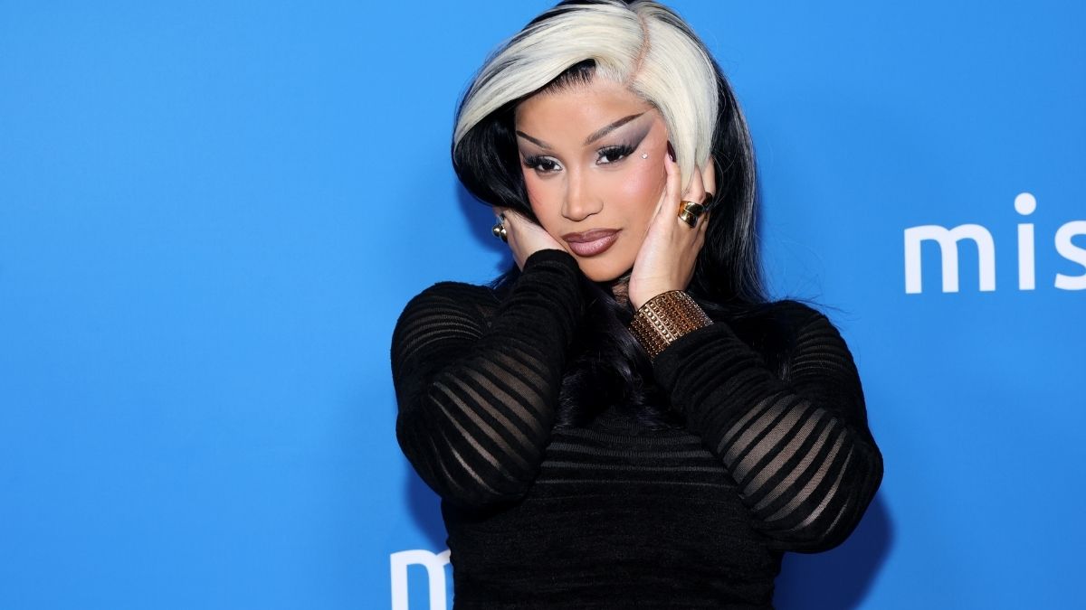 Cardi B Says Drama ‘Always Falls on Her Lap’ Amid Nicki Minaj ...