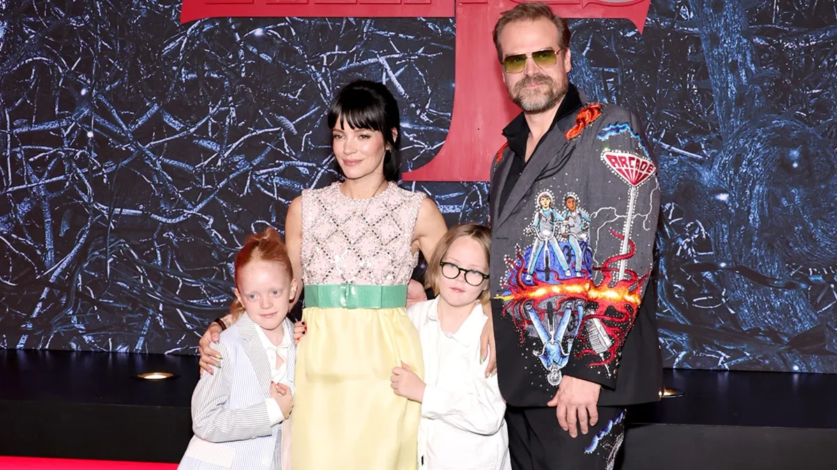 David Harbour Spends Day With Lily Allen’s Daughters Amid Album Drama ...