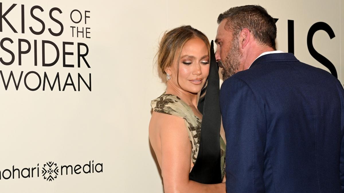 Jennifer Lopez & Ben Affleck's Equation Has Changed After Reunion, Says ...