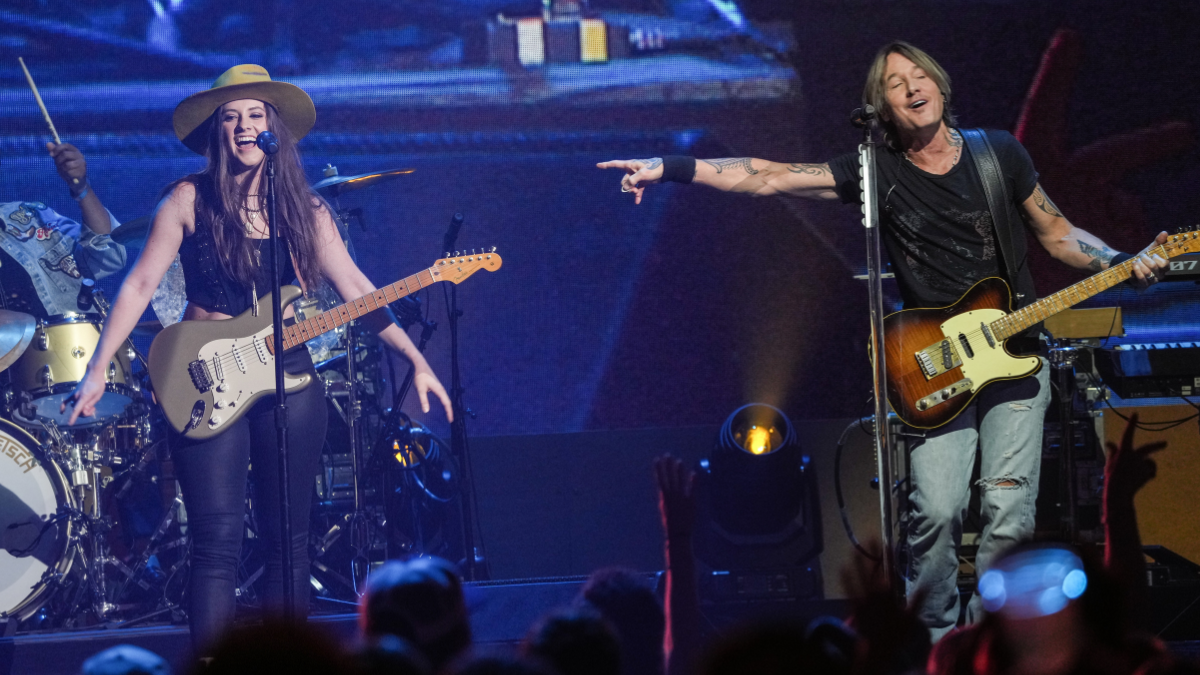 Keith Urban & Guitarist Maggie Baugh Dating Rumors Spark Dad’s Reaction ...