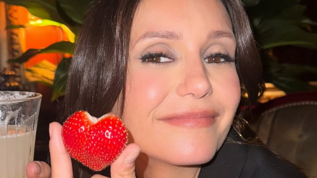 Nina Dobrev Munches on Heart-Shaped Strawberry in Paris: ‘Eat Your ...