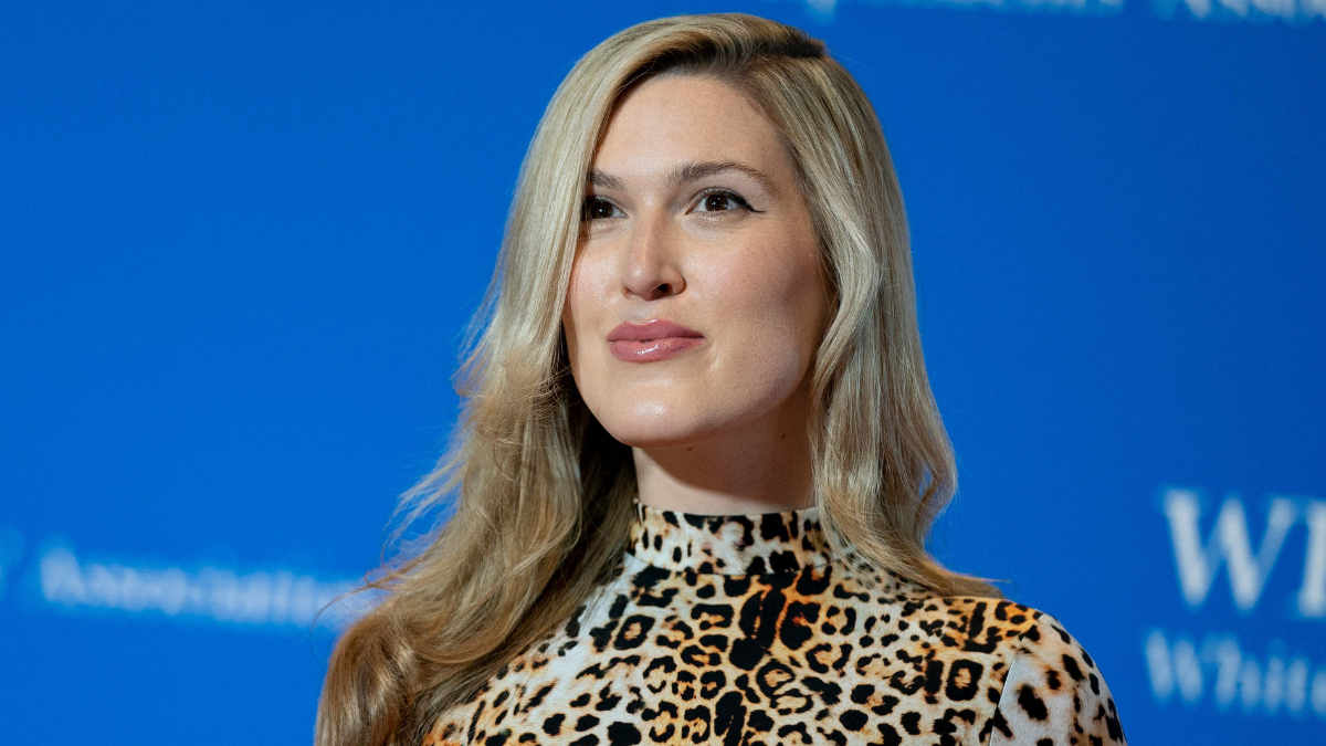 Olivia Nuzzi’s Memoir To Disclose Racy RFK Jr. Texts — Sources - Reality Tea