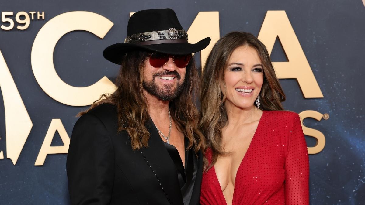 Elizabeth Hurley & Billy Ray Cyrus Get Cuddly on CMA Awards Red Carpet ...