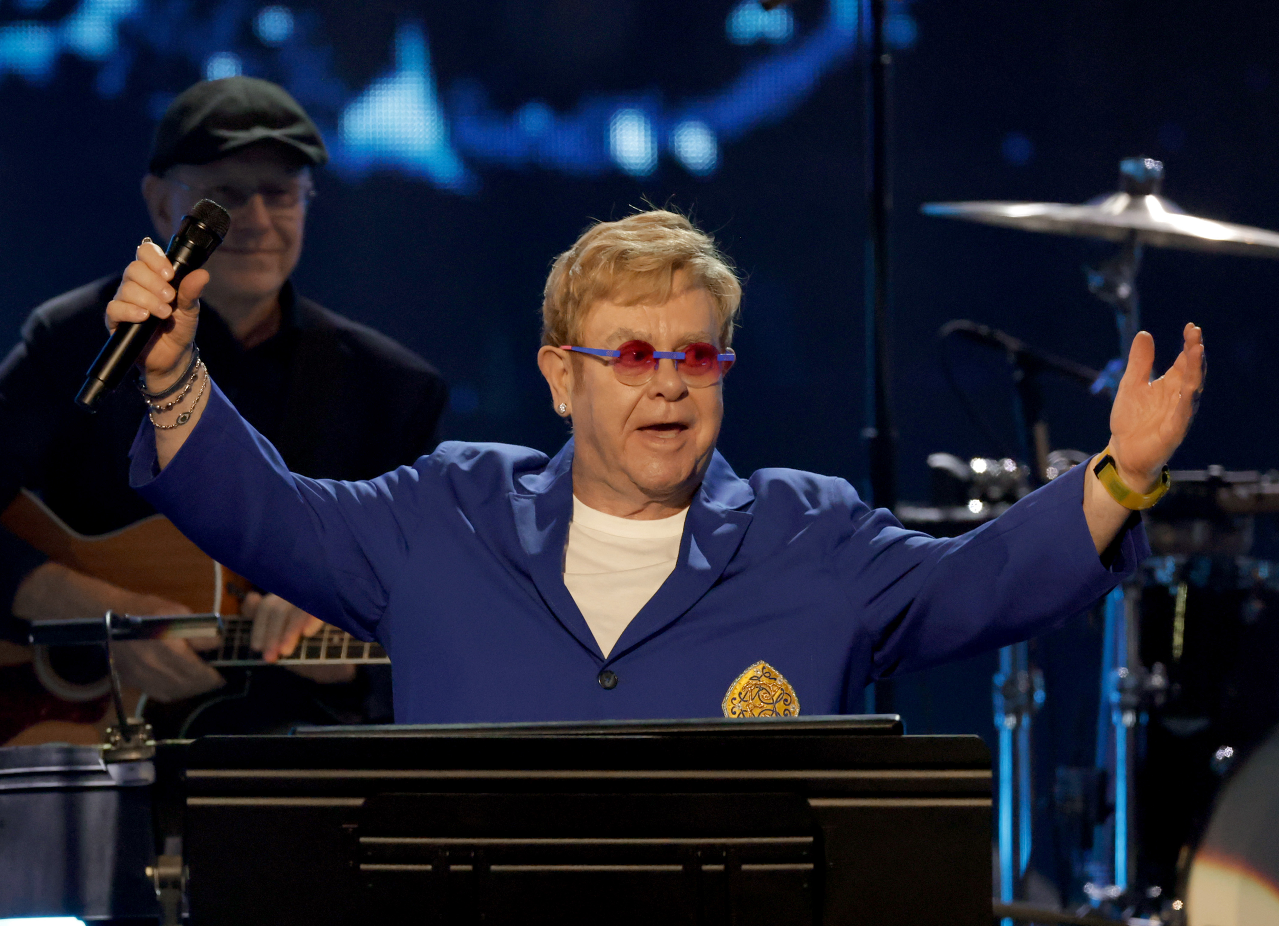 Elton John Accused of Having Tantrum Backstage at 2025 Rock & Roll Hall of Fame: Details ...