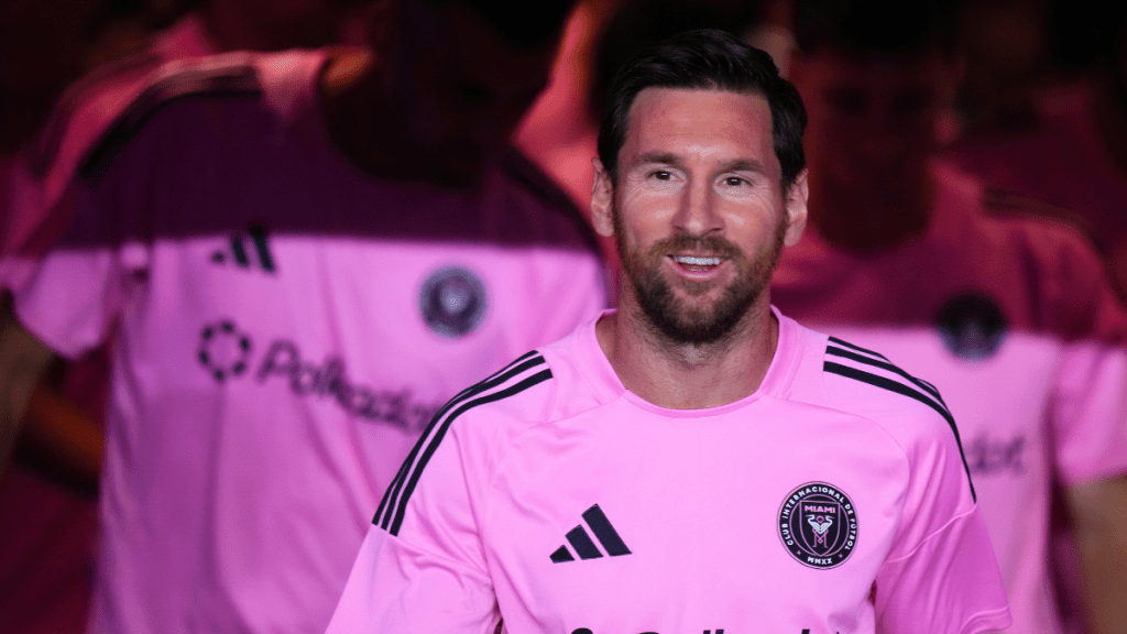Messi Bombs Couple’s Date in Viral Clip, Fans Call It ‘Goat Things ...