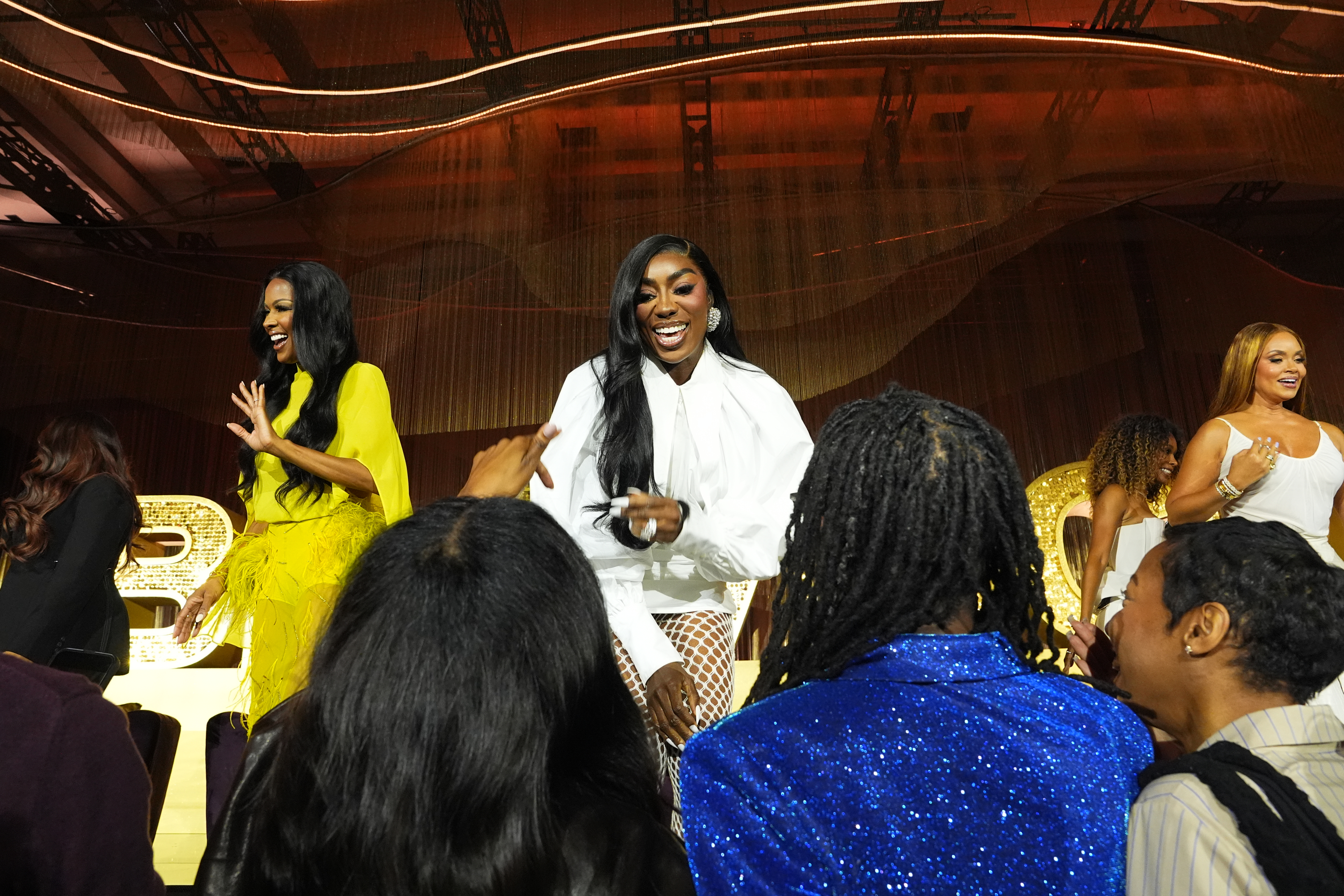 Gizelle Bryant and Robyn Dixon React to Wendy Osefo Showing up at ...