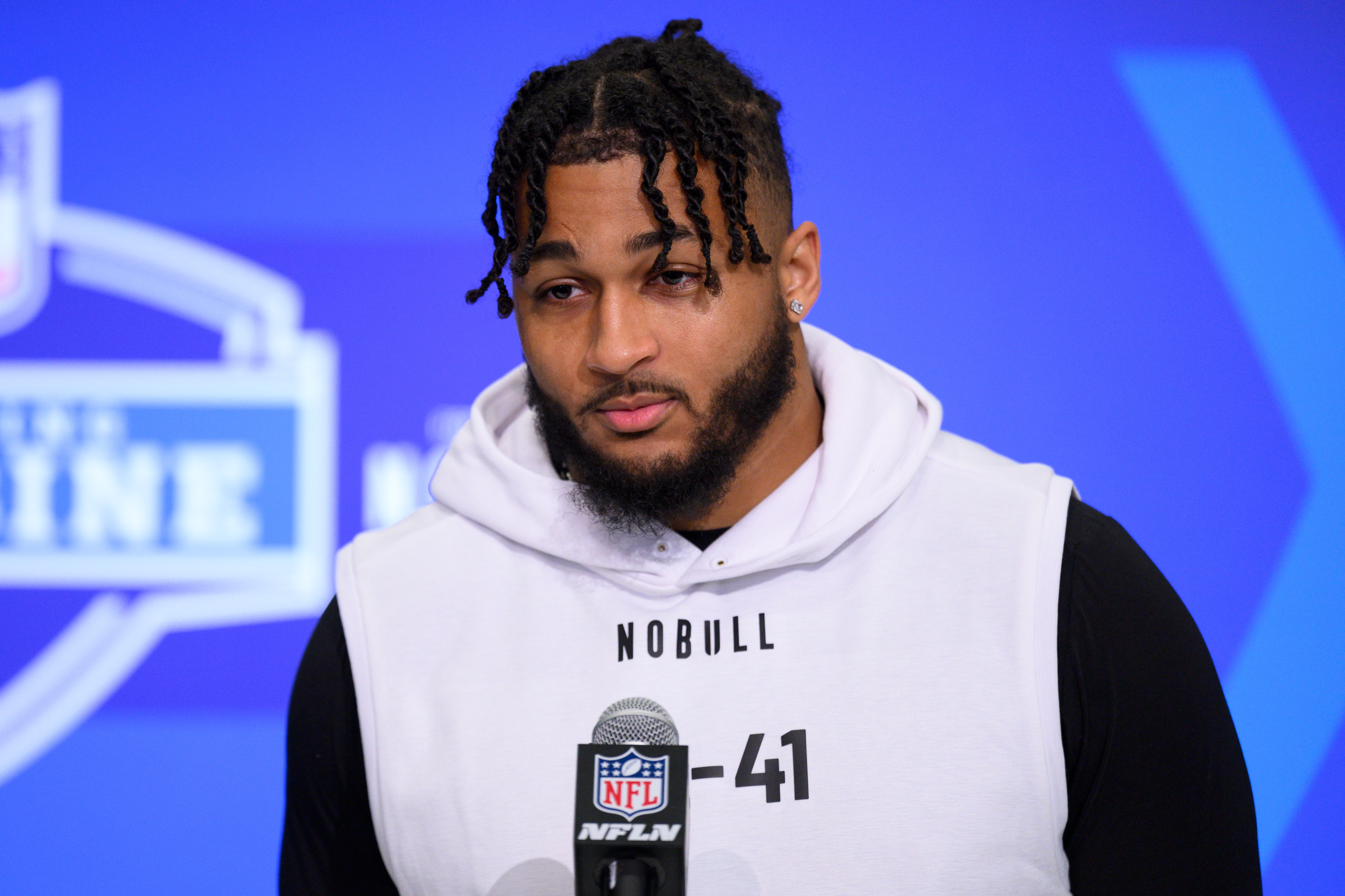 Marshawn Kneeland’s Family Break Silence After His Death by Suicide ...