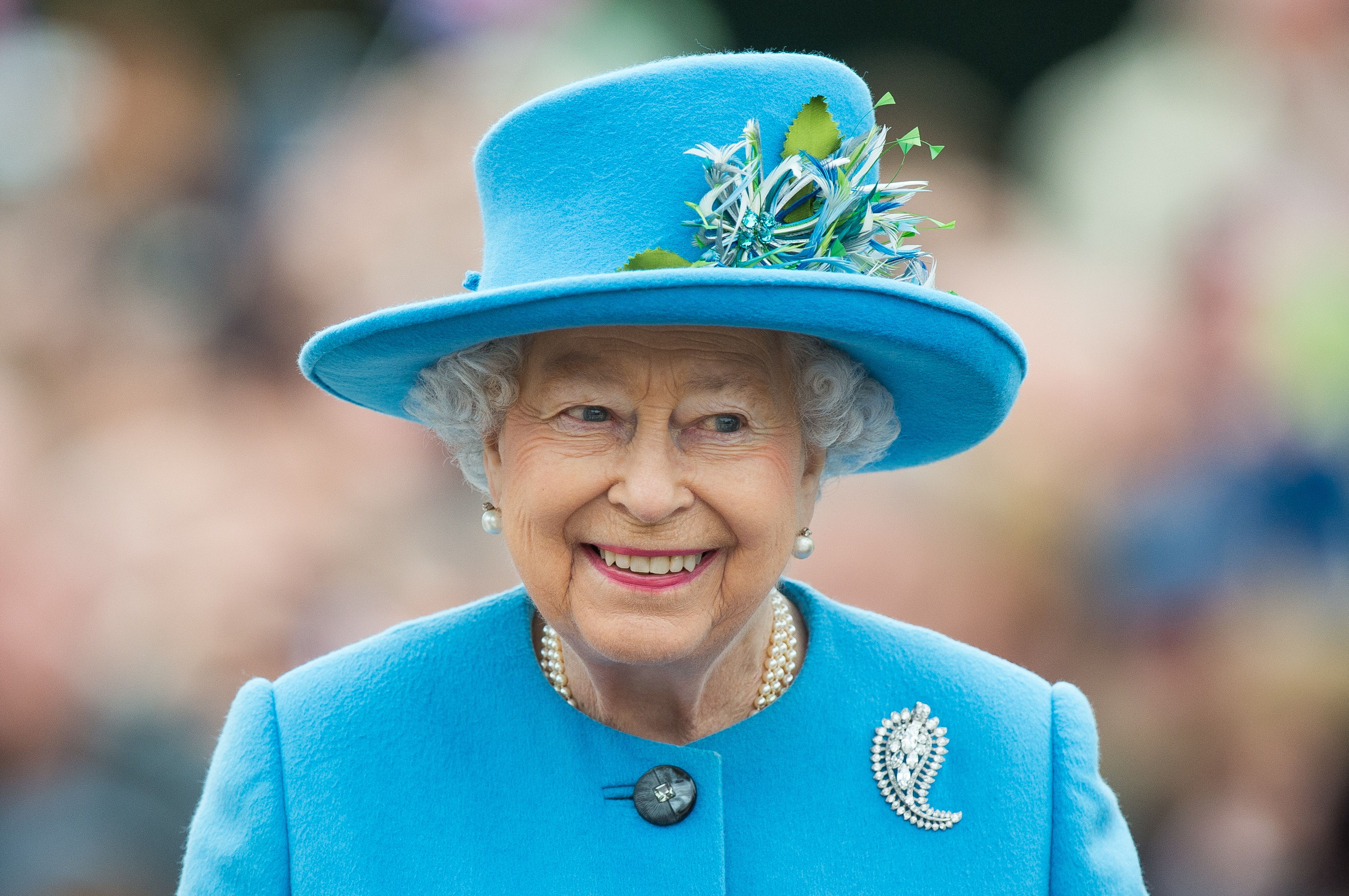 Queen Elizabeth’s Alleged Reaction to Sarah Ferguson Selling Royal Info ...