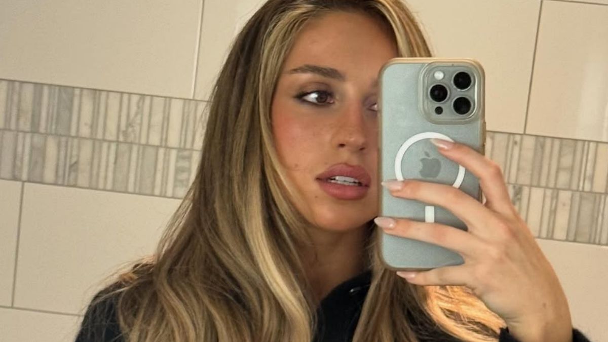 Tate McRae's Latex Thong Look Is 'Unreal' - Reality Tea