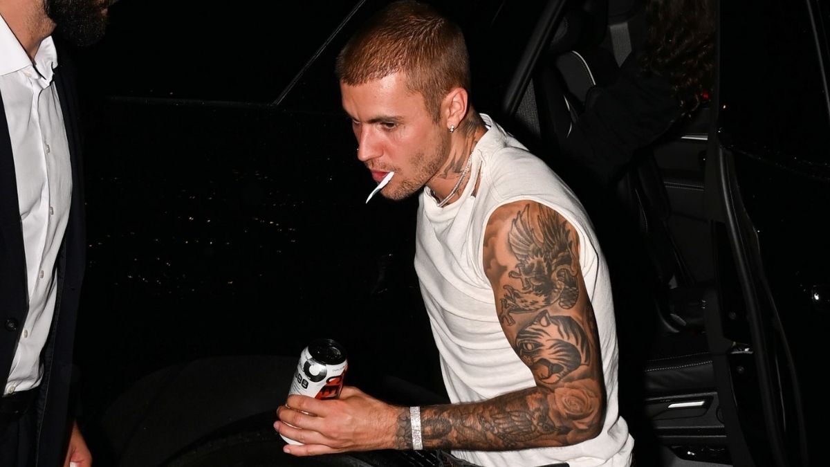 Justin Bieber Criticized As He Walked Ahead of His Wife - Reality Tea