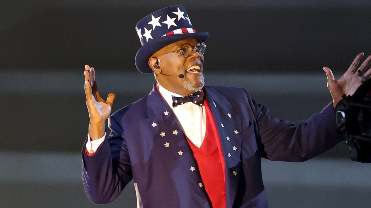Samuel L. Jackson Didn’t Know Why He Was Uncle Sam for Super Bowl Show ...